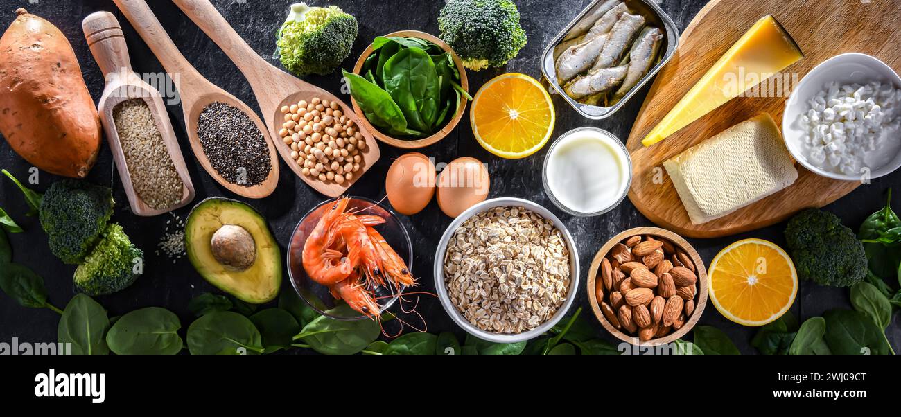 Composition with food products rich in calcium Stock Photo - Alamy