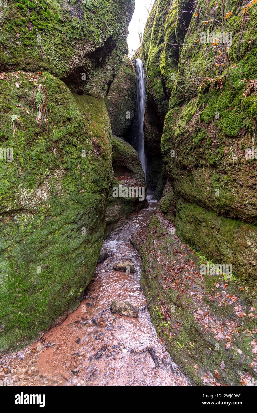 Drachenschlucht Wasserfall in der Drachenschlucht in Eisenach ...