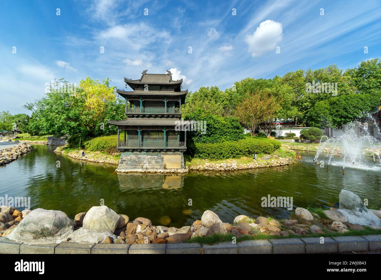 Yueyang Tower of the Qing Dynasty in Yueyang City, Hunan Province，China ...