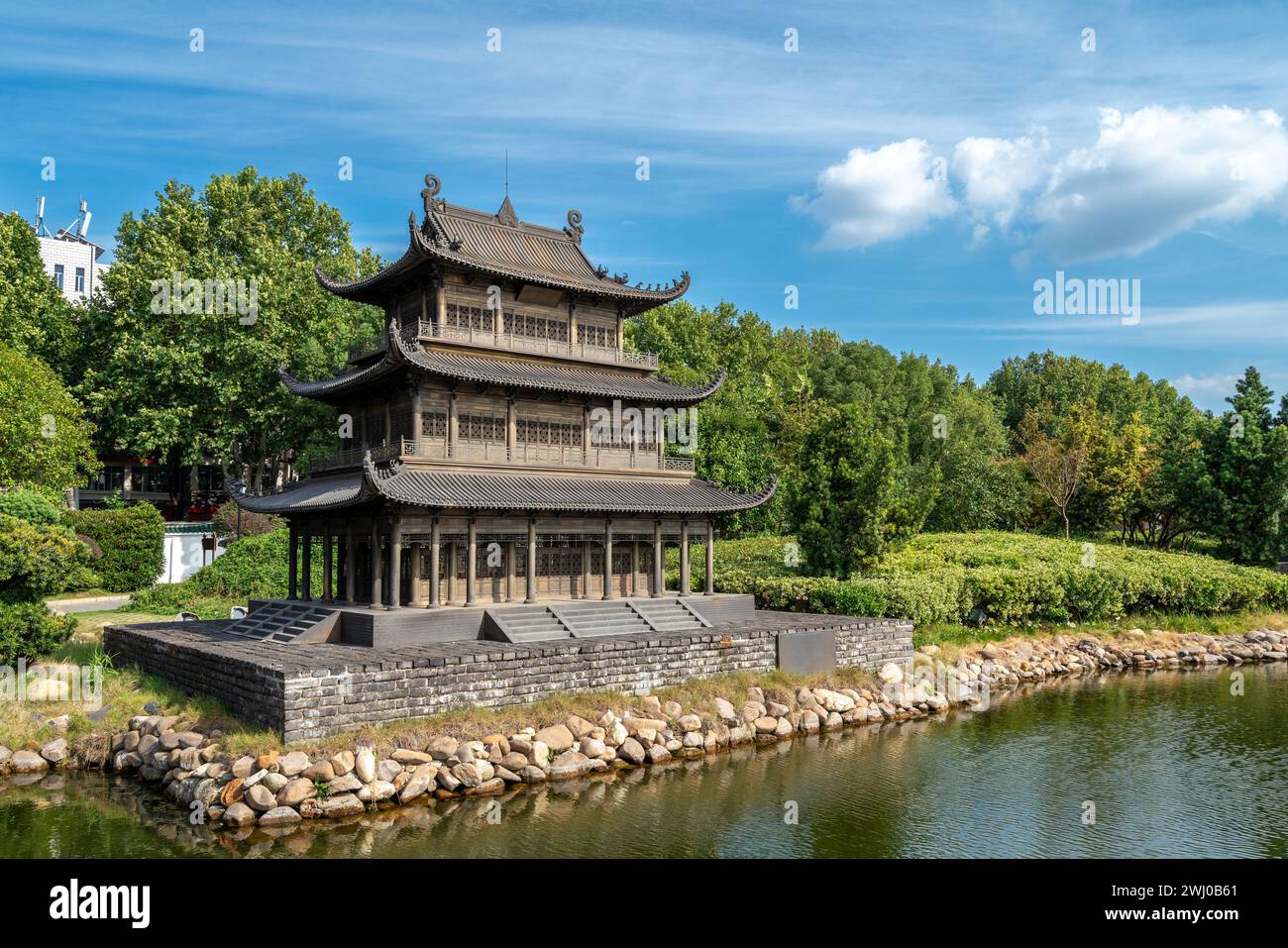 Yueyang Tower of the Qing Dynasty in Yueyang City, Hunan Province，China ...