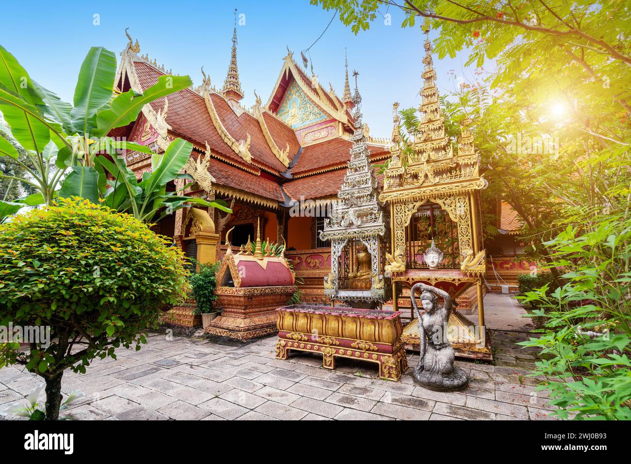 Beautiful buildings in ancient temples in Xishuangbanna, Yunnan, China ...