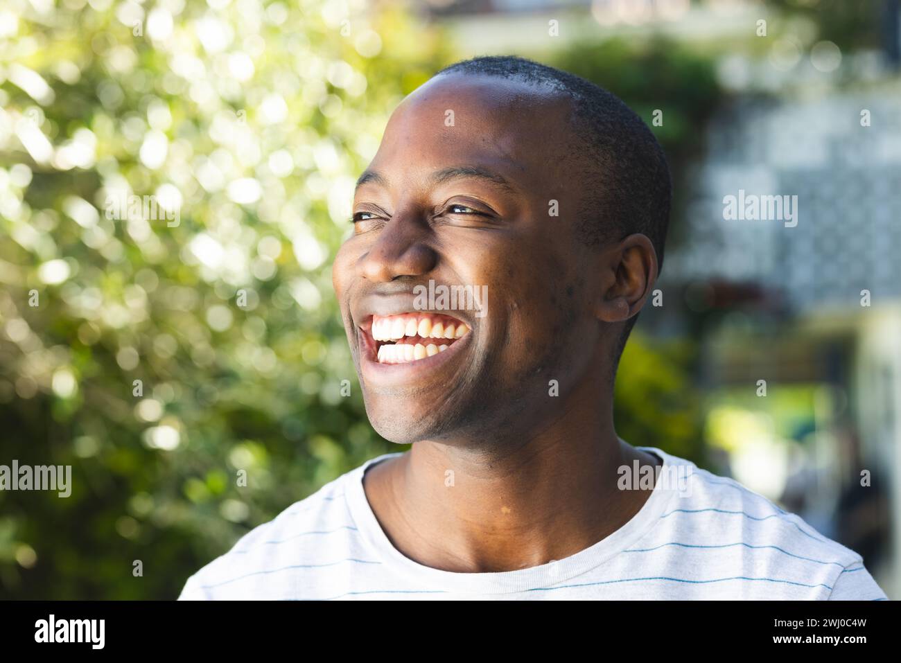 Relaxed young man enjoys sunny hi-res stock photography and images - Alamy