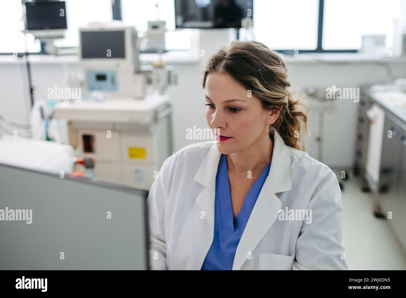 Administrative tasks hi-res stock photography and images - Alamy