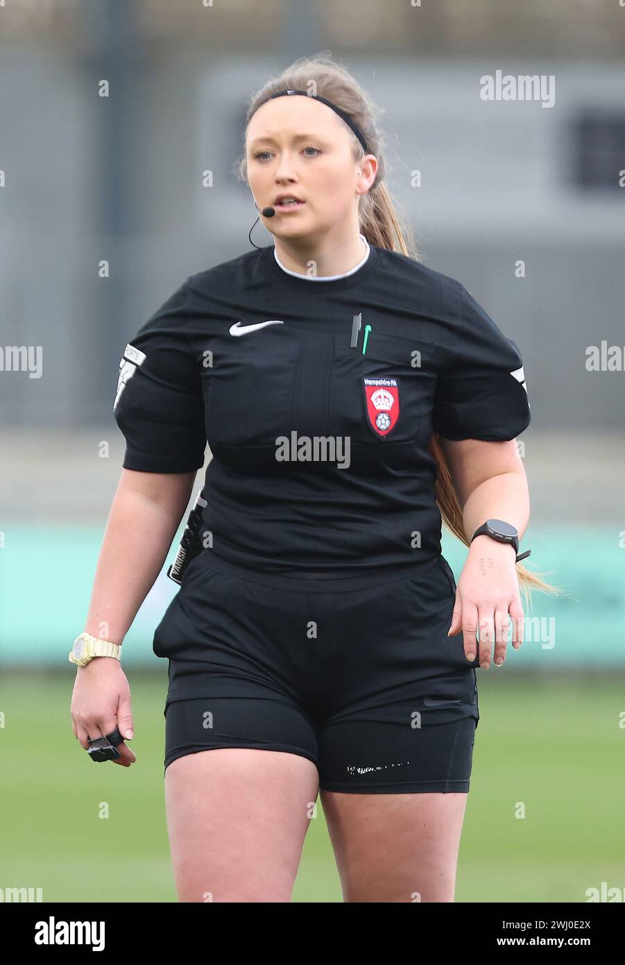Female referee football match hi-res stock photography and images - Alamy