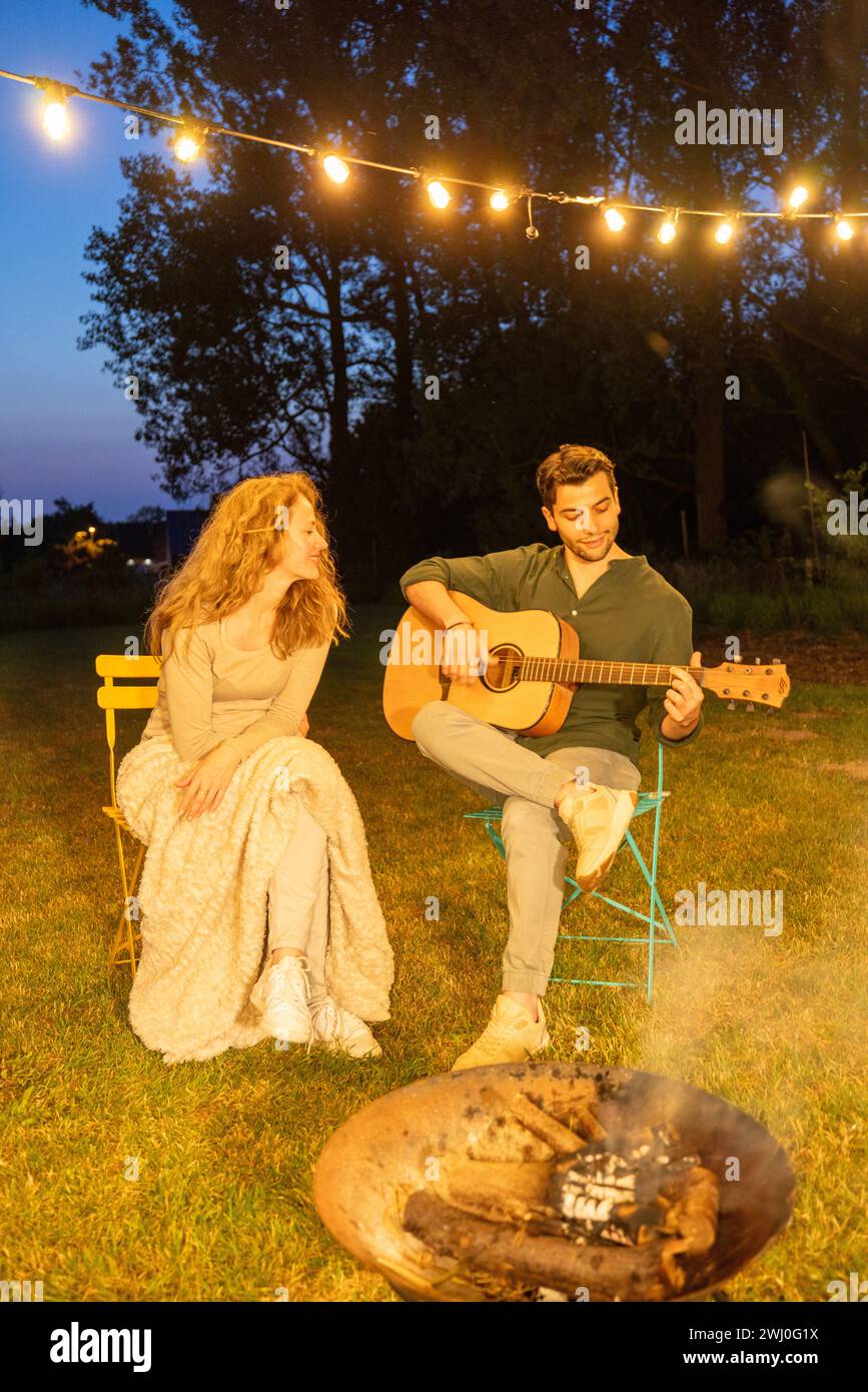 Intimate firelight hi-res stock photography and images - Alamy