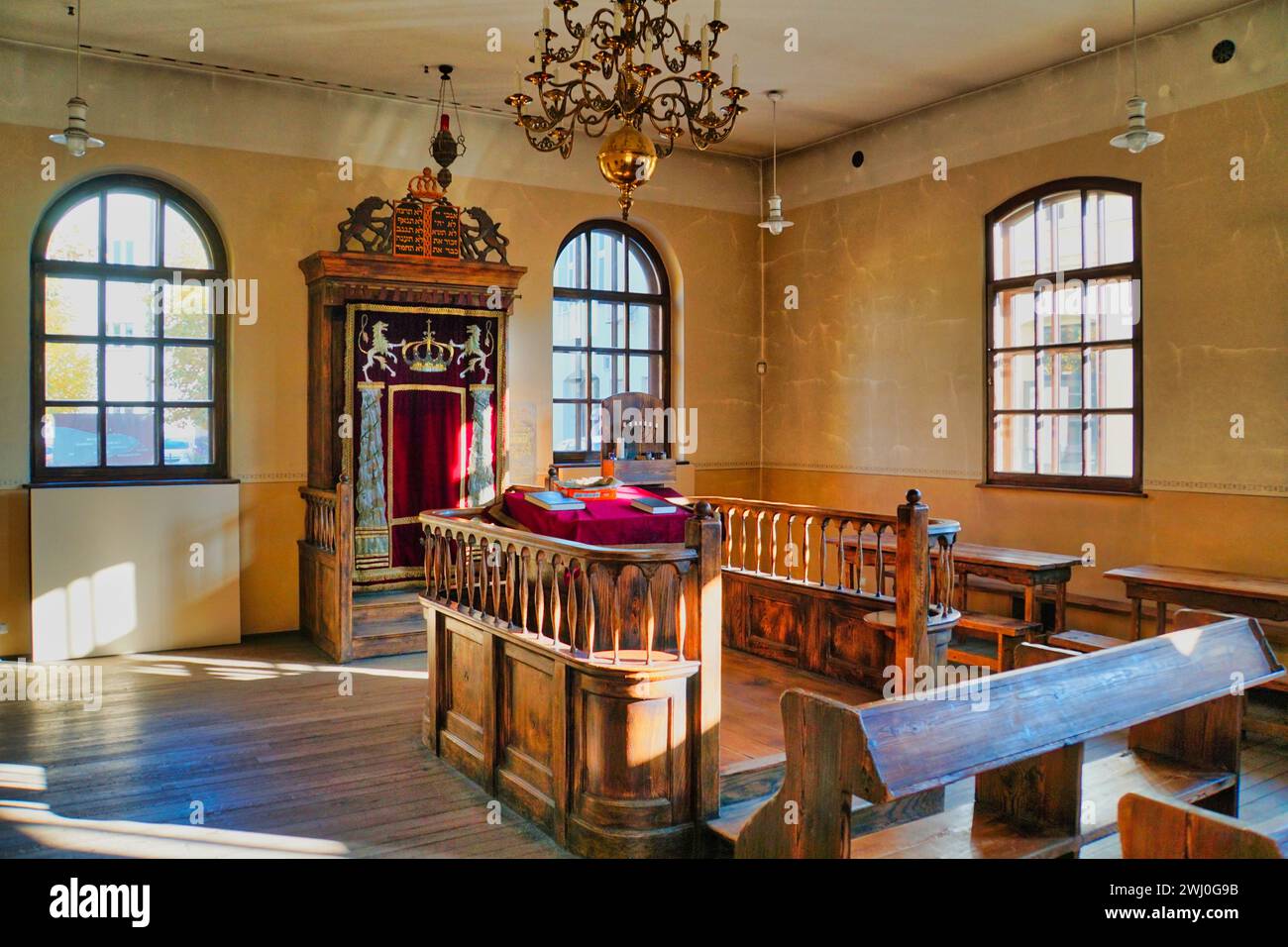 Aktive synagoge hi-res stock photography and images - Alamy