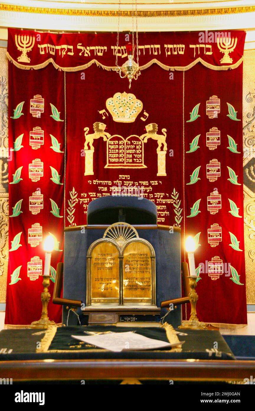Active Synagogue Vienna Seitenstettengasse Stock Photo - Alamy