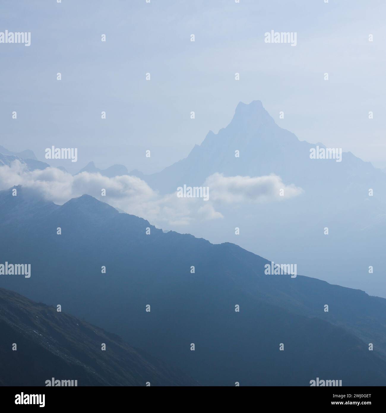 Fishtail mountain hi-res stock photography and images - Alamy