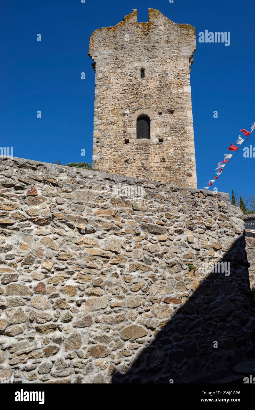 Crenellated tower of the walled enclosure from the 14th century Stock ...