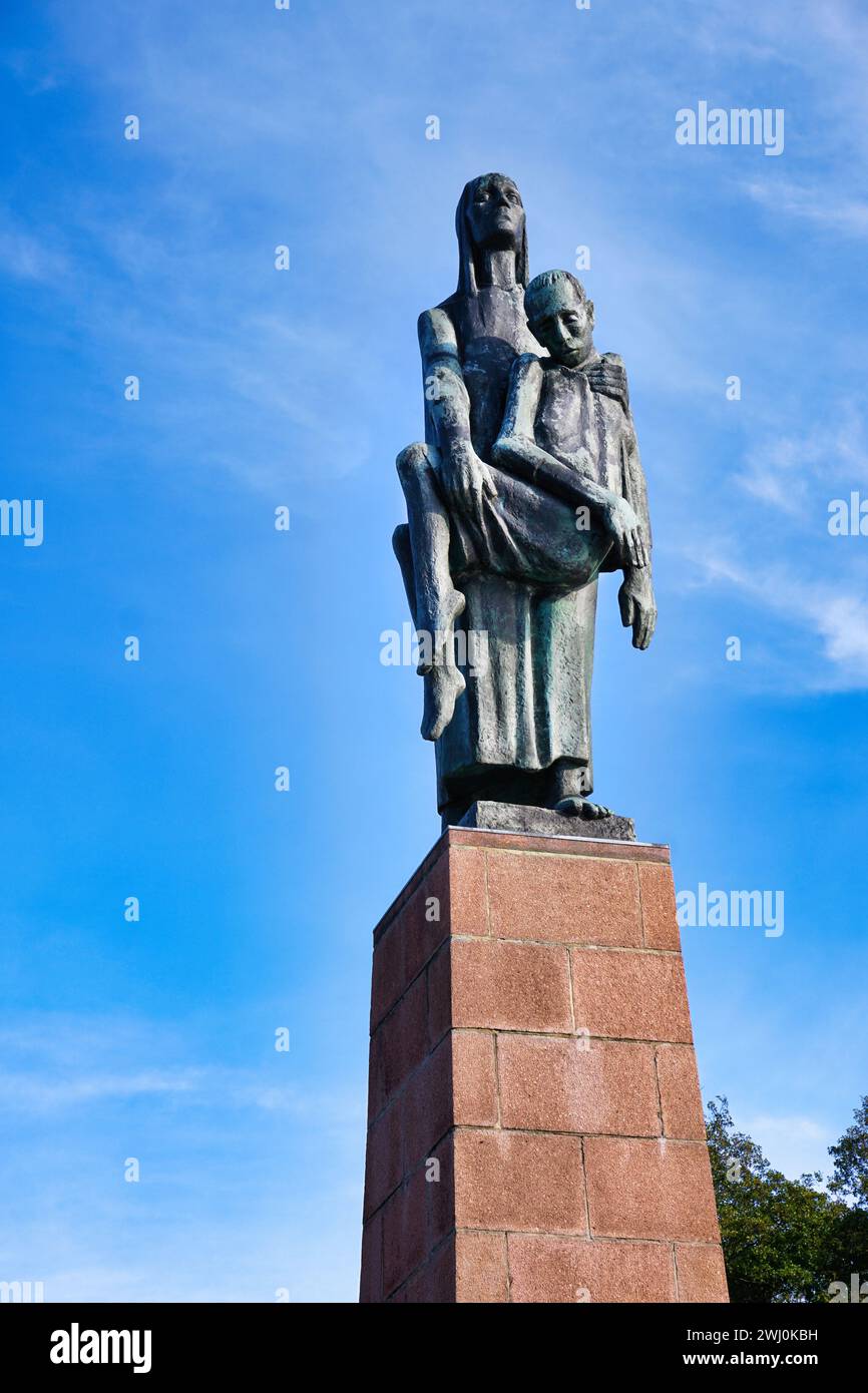 RavensbrÃ¼ck Concentration Camp Memorial, sculpture Carrying Stock ...