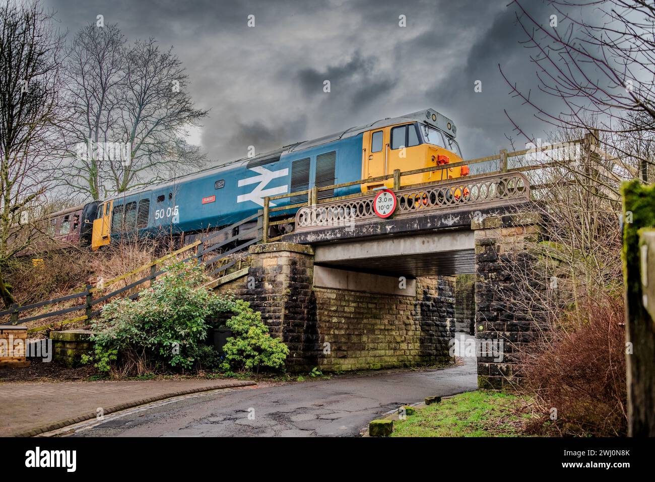 Class 50 diesel locomotive hi-res stock photography and images - Alamy