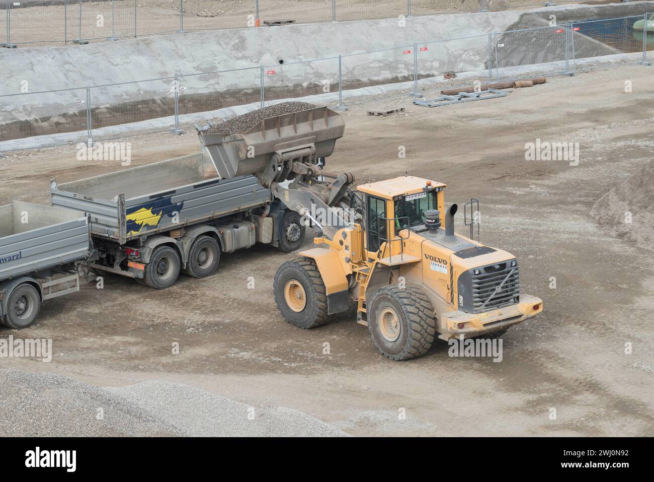 Gravel technology hi-res stock photography and images - Alamy
