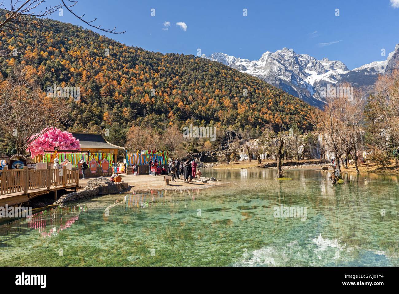 Blue Moon Valley and Jade Dragon Snow Mountain in Lijiang, Yunnan ...