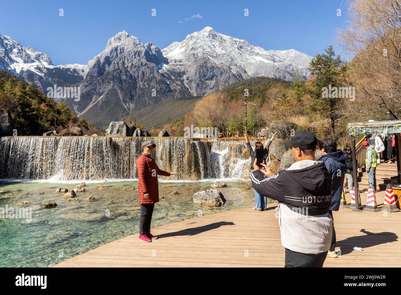 Blue Moon Valley and Jade Dragon Snow Mountain in Lijiang, Yunnan ...