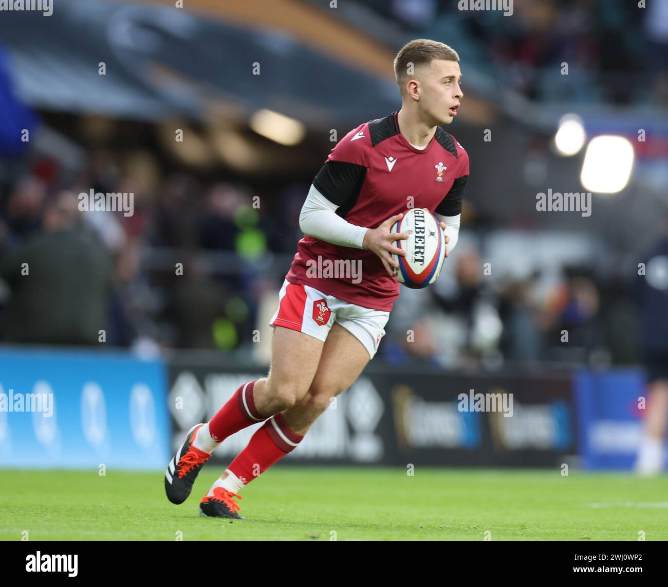 Cameron Winnett (Cardiff Rugby) of Wales during Guiness 6 Nations Rugby ...