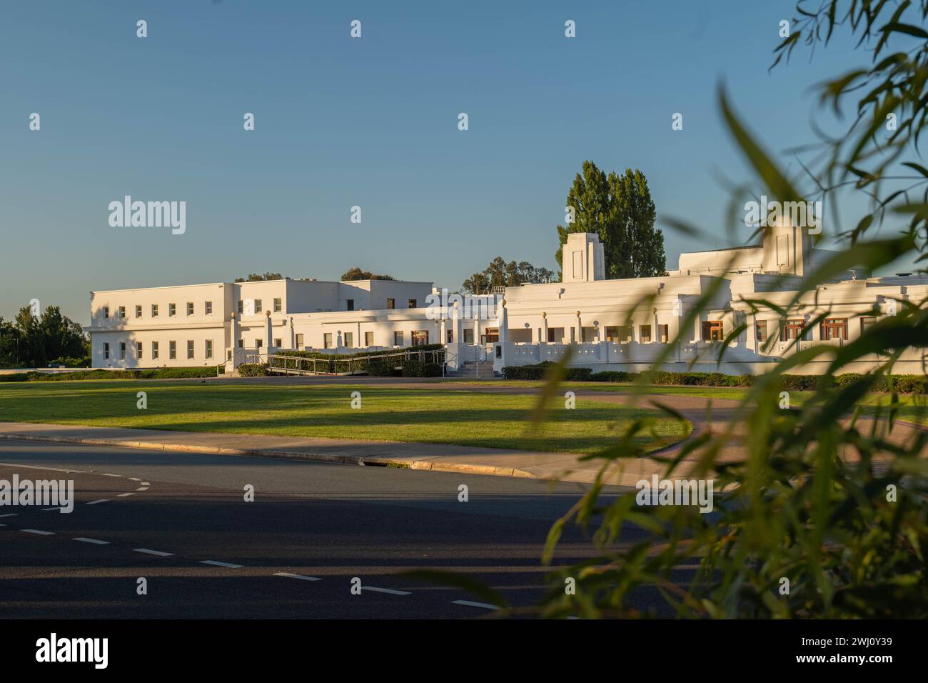 Canberra historical landmarks hi-res stock photography and images - Alamy