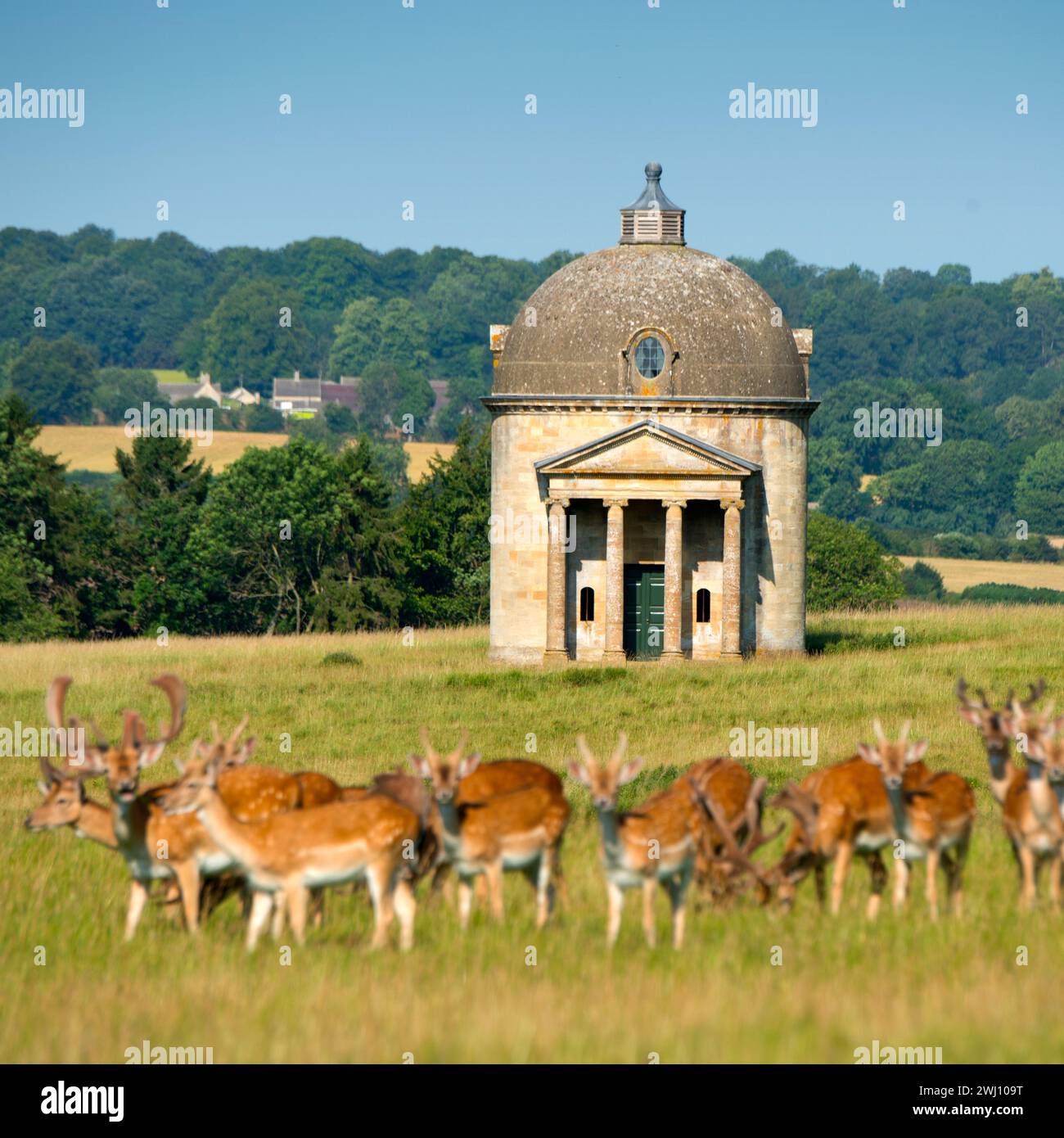 Dovecotes. Barrington Park, Oxfordshire, 18th.century classical temple ...
