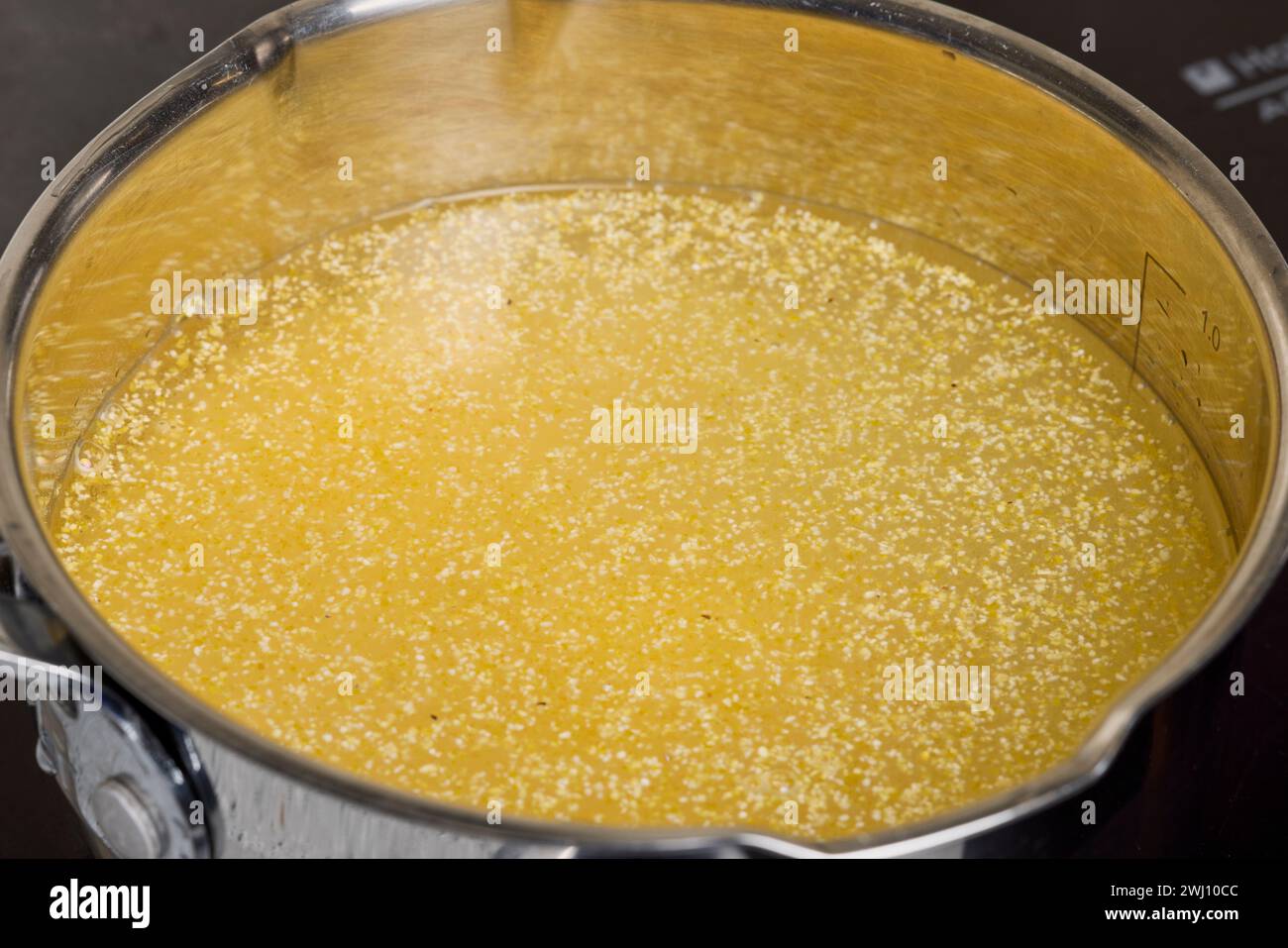 Water boils in pot hi-res stock photography and images - Alamy