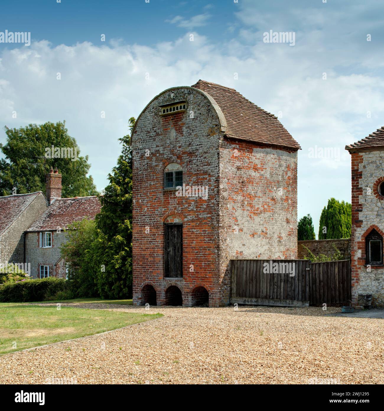3 storey folly hi-res stock photography and images - Alamy