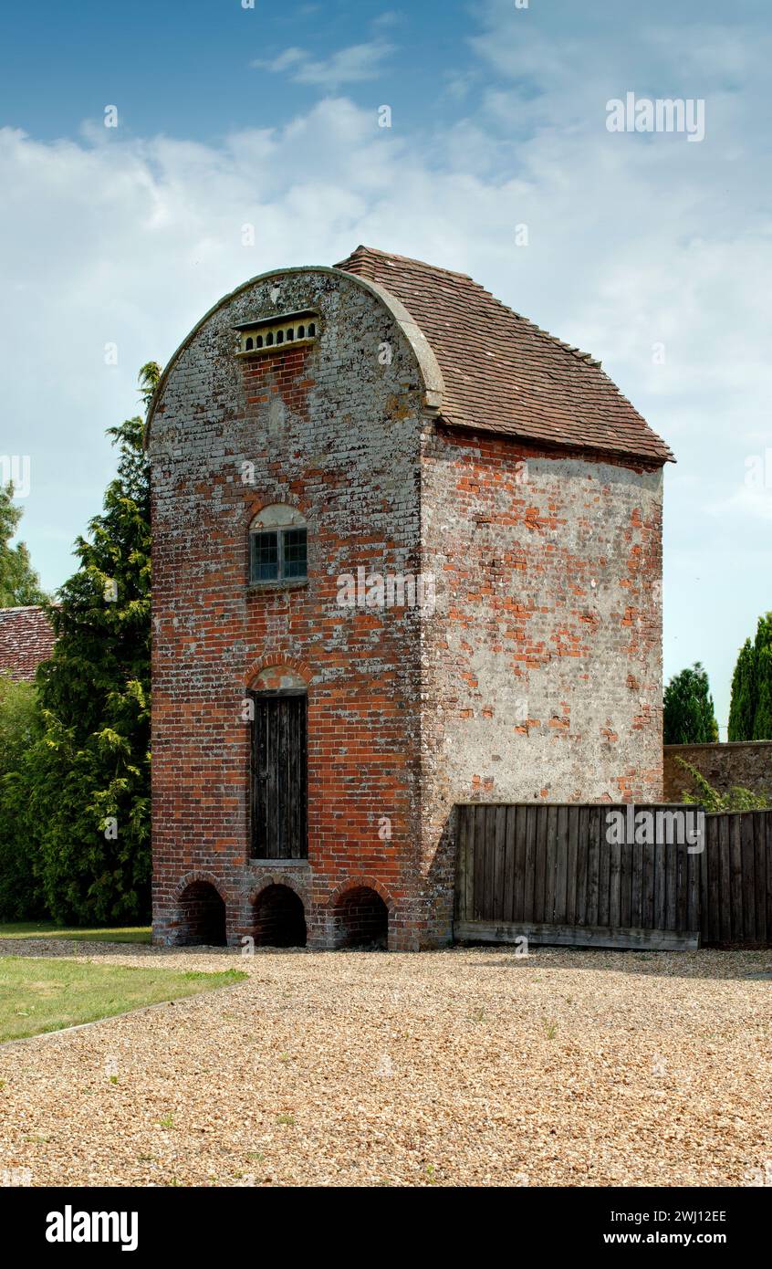 3 storey folly hi-res stock photography and images - Alamy