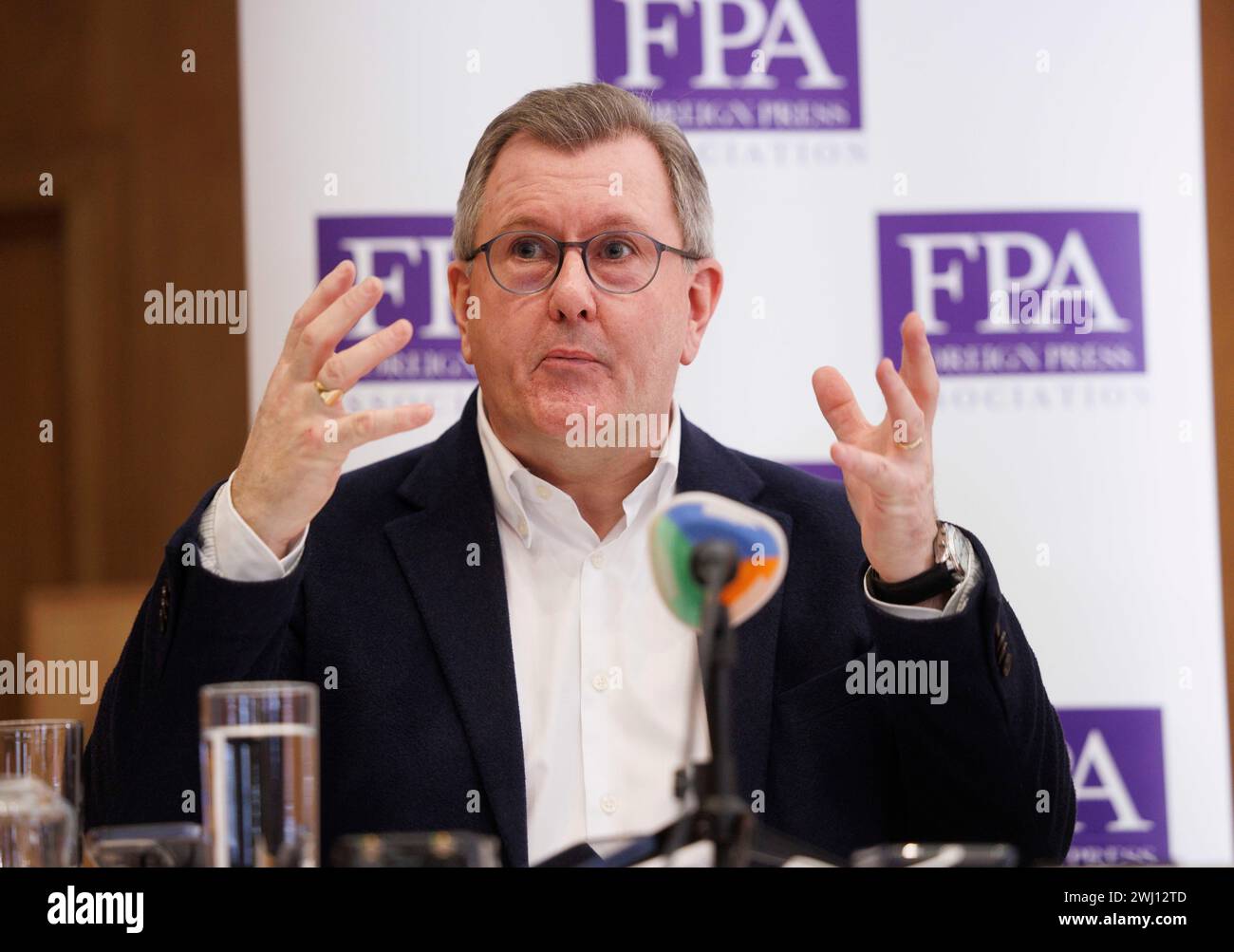 London, UK 12 feb 2024 Sir Jeffrey Donaldson, Leader of the Democratic Unionist Party, gives a ...