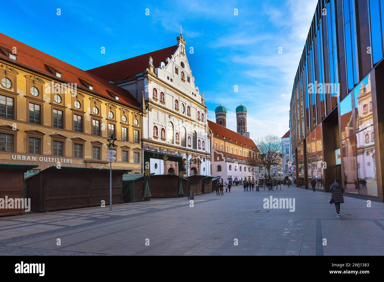 Neuhauser street hi-res stock photography and images - Alamy
