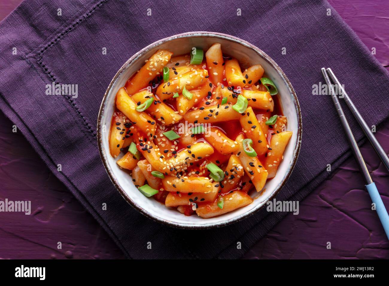 Tteokbokki or topokki, Korean street food, spicy rice cakes Stock Photo ...