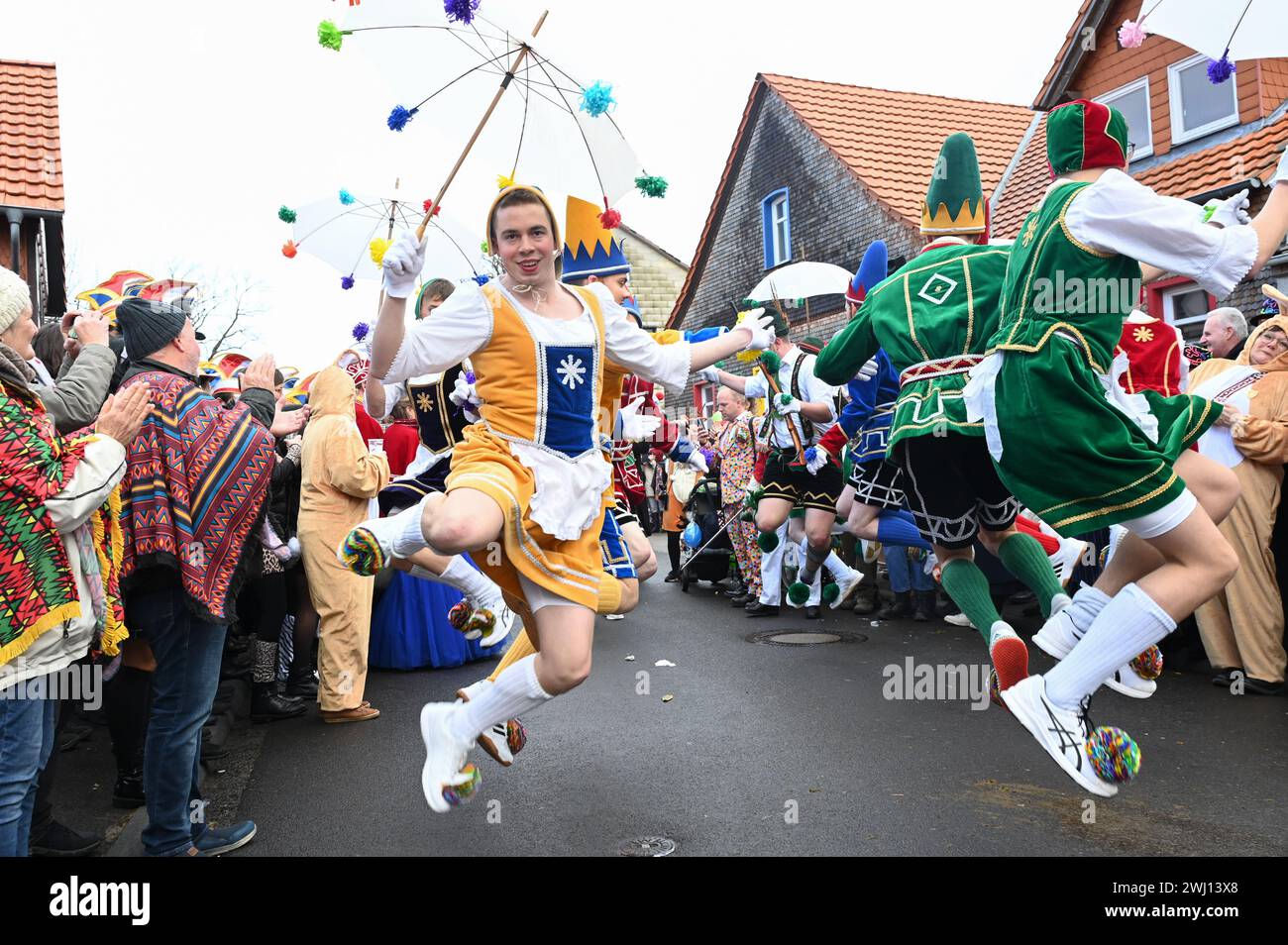 Herbstein, Germany. 12th Feb, 2024. The pairs of knights are in action ...