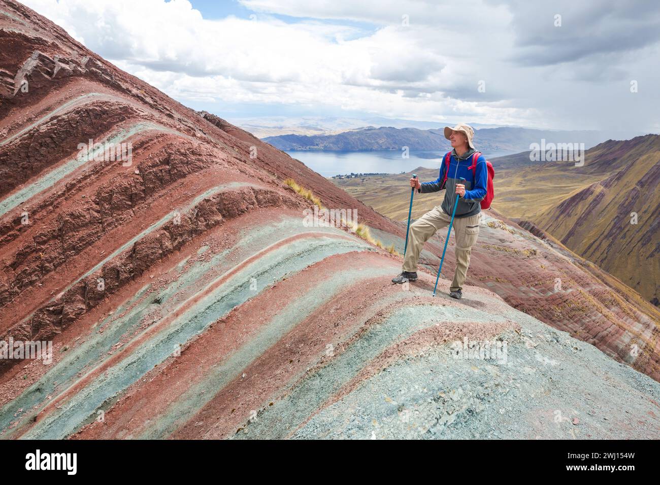 Rainbow Mountains, Pallay Puncho Apu Tacllo or Sharp Pointed Hill, Peru ...