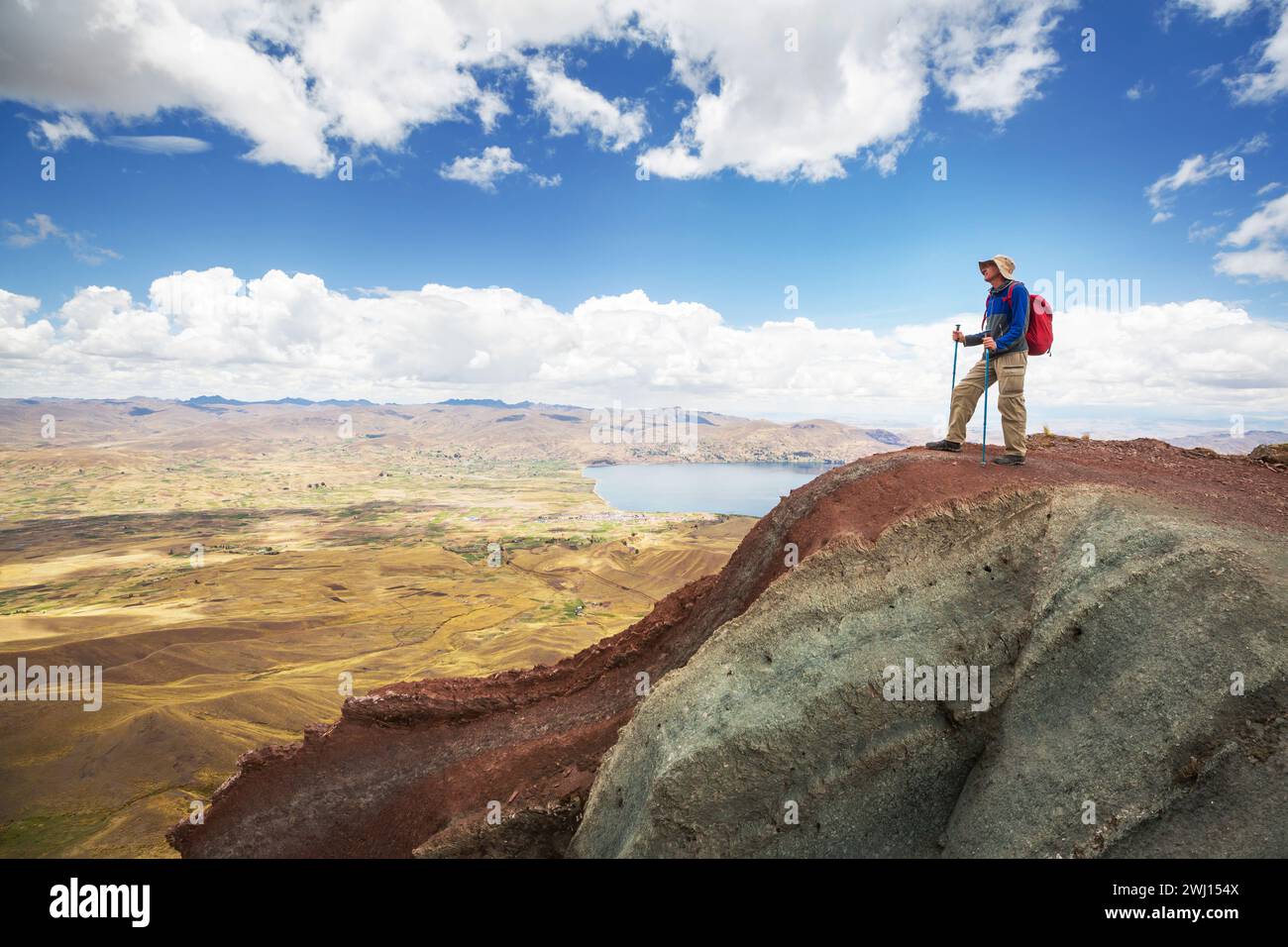 Rainbow Mountains, Pallay Puncho Apu Tacllo or Sharp Pointed Hill, Peru ...