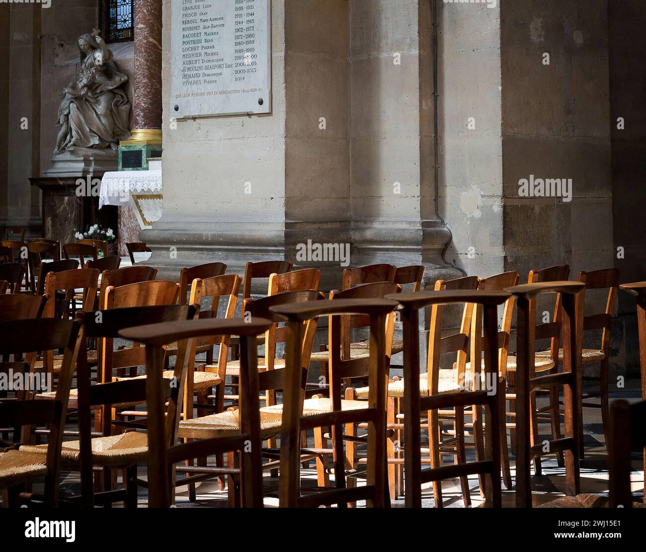 One church pew hi-res stock photography and images - Alamy