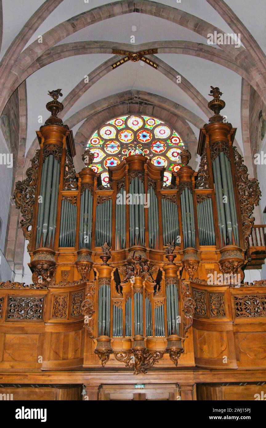 Organ in the Protestant Church of St. Thomas in Strasbourg Stock Photo ...