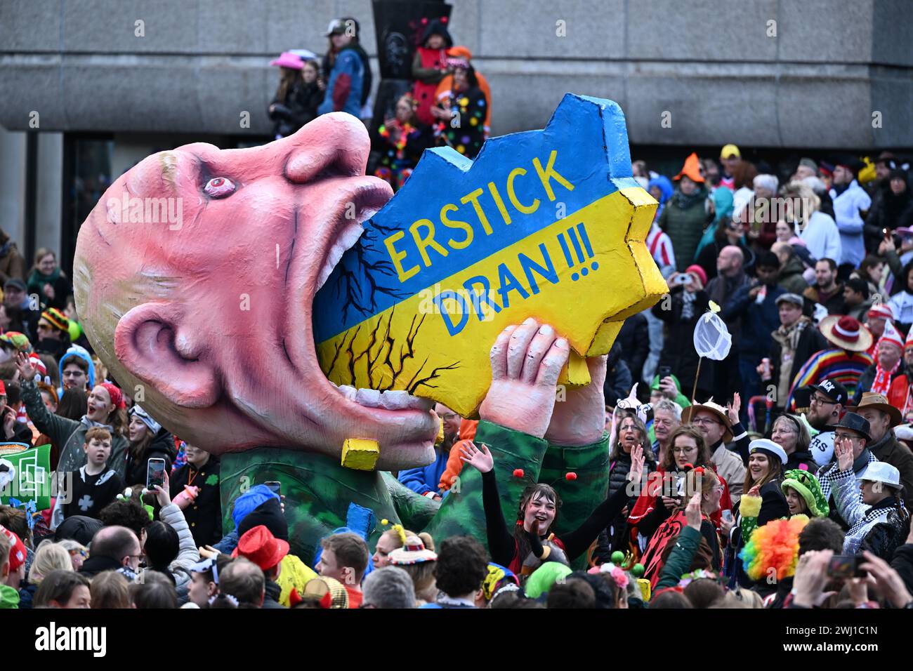 Duesseldorf, Germany. 12th Feb, 2024. The two-year-old themed float ...
