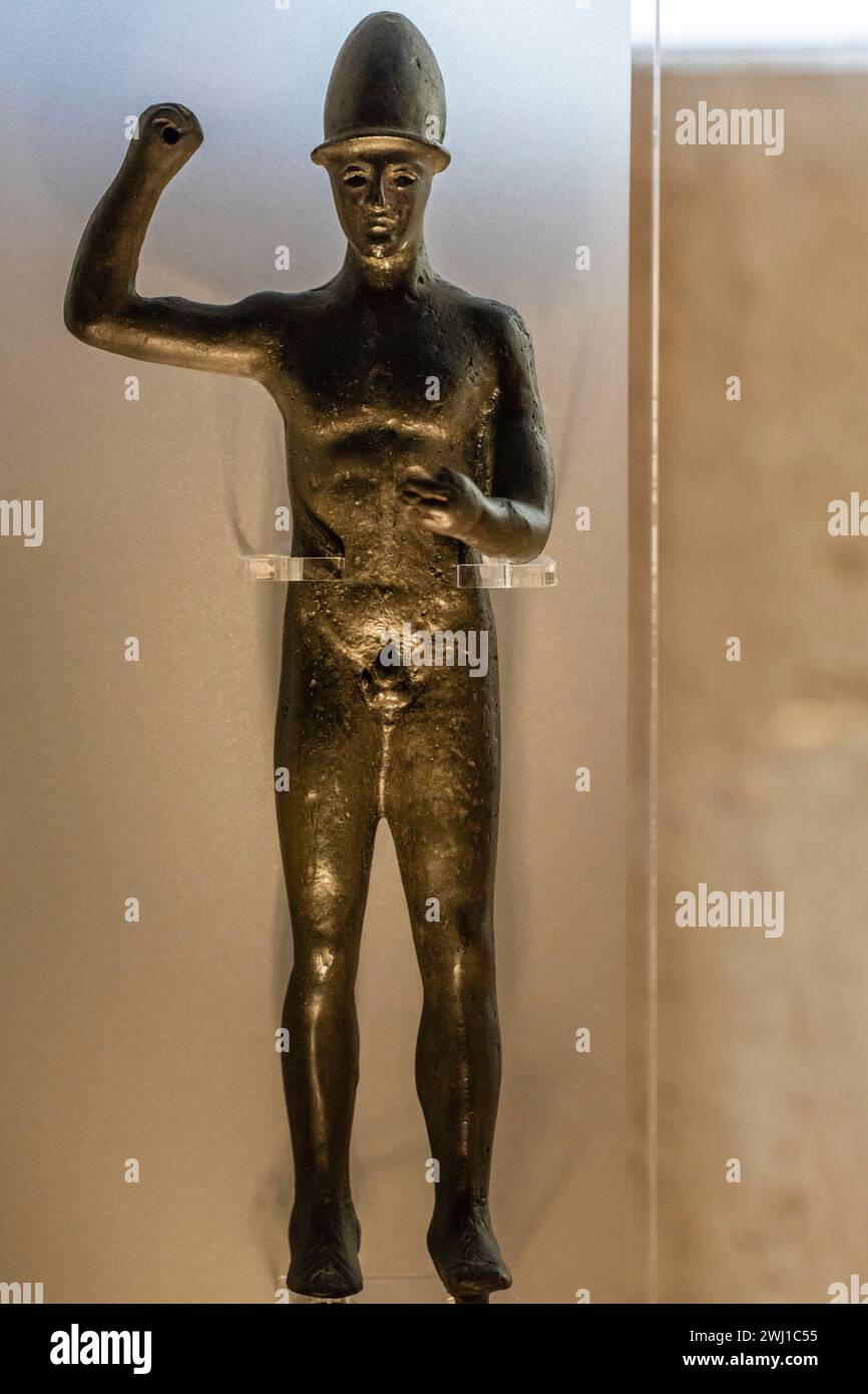 Indigenous art knowledge hi-res stock photography and images - Alamy