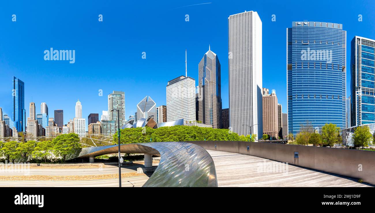 Chicago skyline skyscrapers skyscrapers and BP Pedestrian Bridge bridge ...