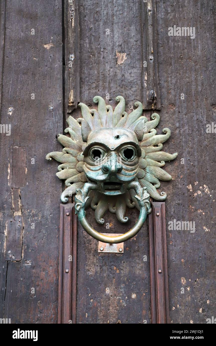 The Sanctuary Knocker, or Sanctuary Ring (replica) on the northern door ...
