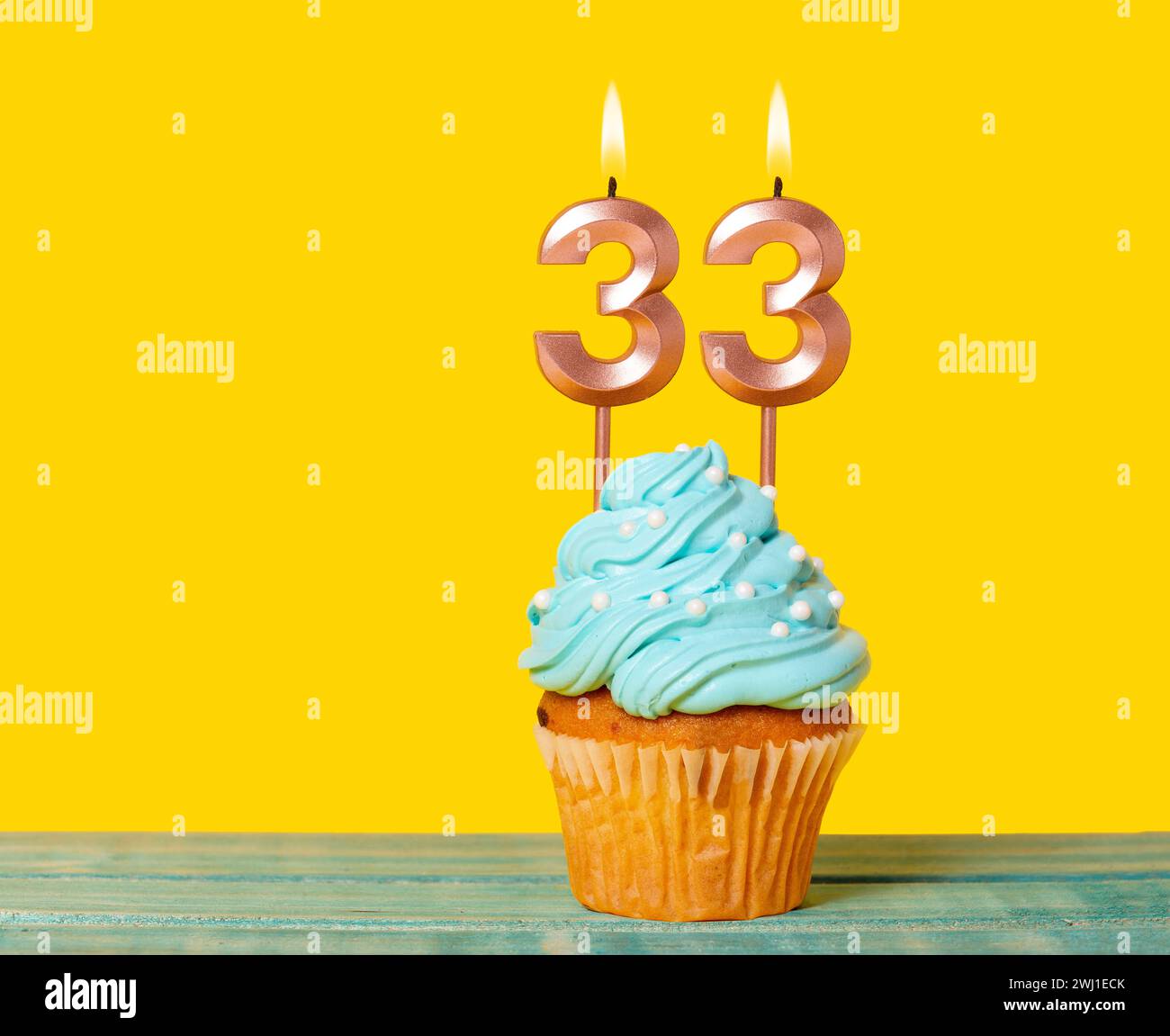 Happy birthday 33 hi-res stock photography and images - Alamy