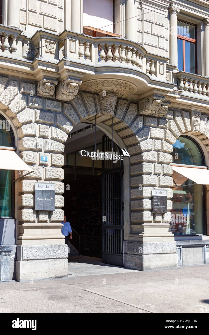 Credit Suisse Bank Headquarters at Paradeplatz in Zurich, Switzerland ...