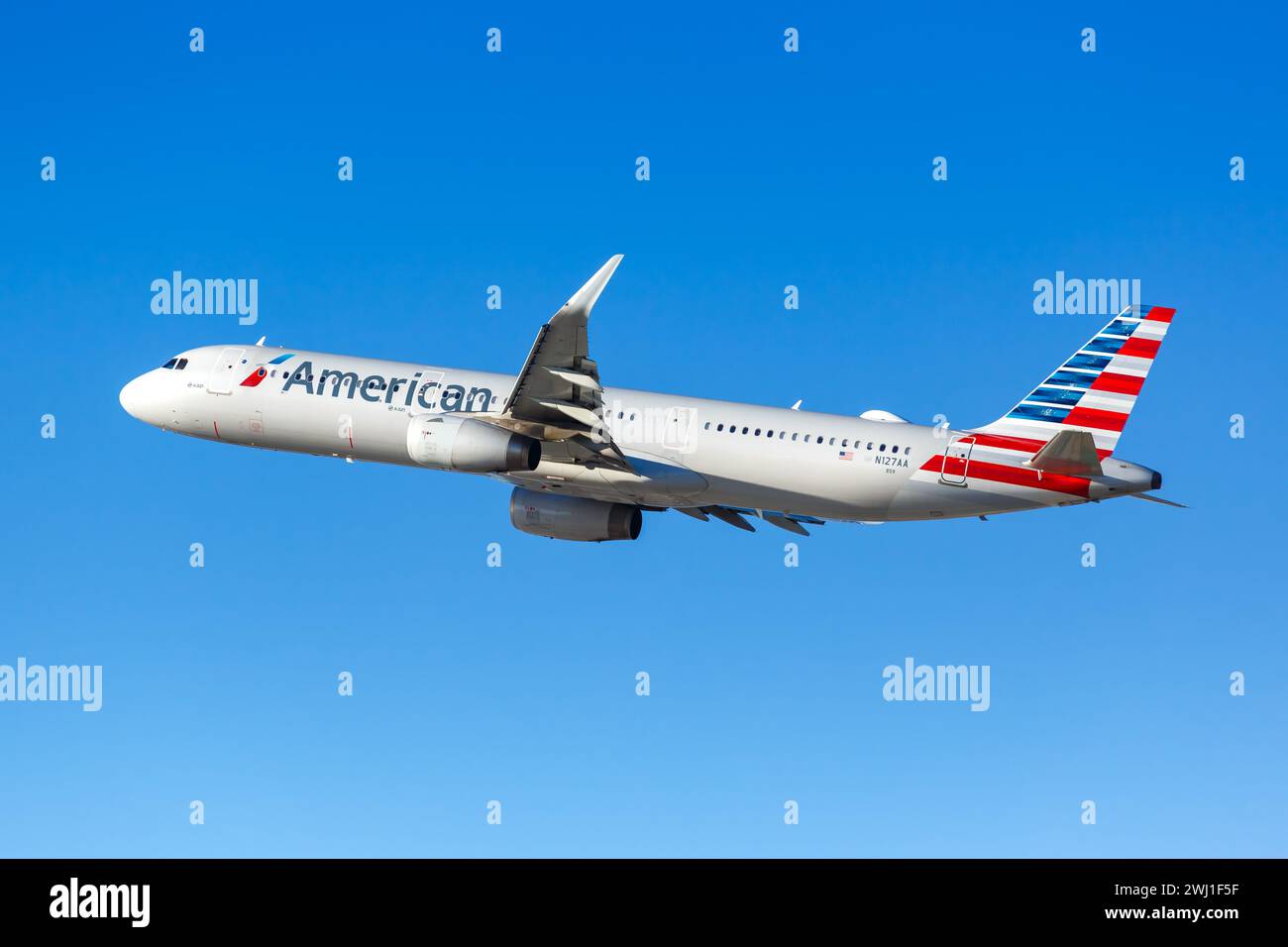 American Airlines Airbus A321 aircraft Los Angeles Airport in the USA ...