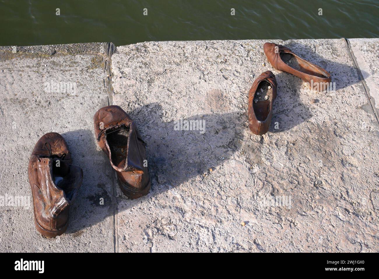 Budapest jews 1944 hi-res stock photography and images - Alamy