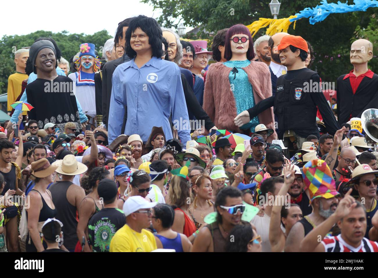 Olinda, Brazil. 12th Feb, 2024. PE - OLINDA - 02/12/2024 - GIANT DOLLS ...