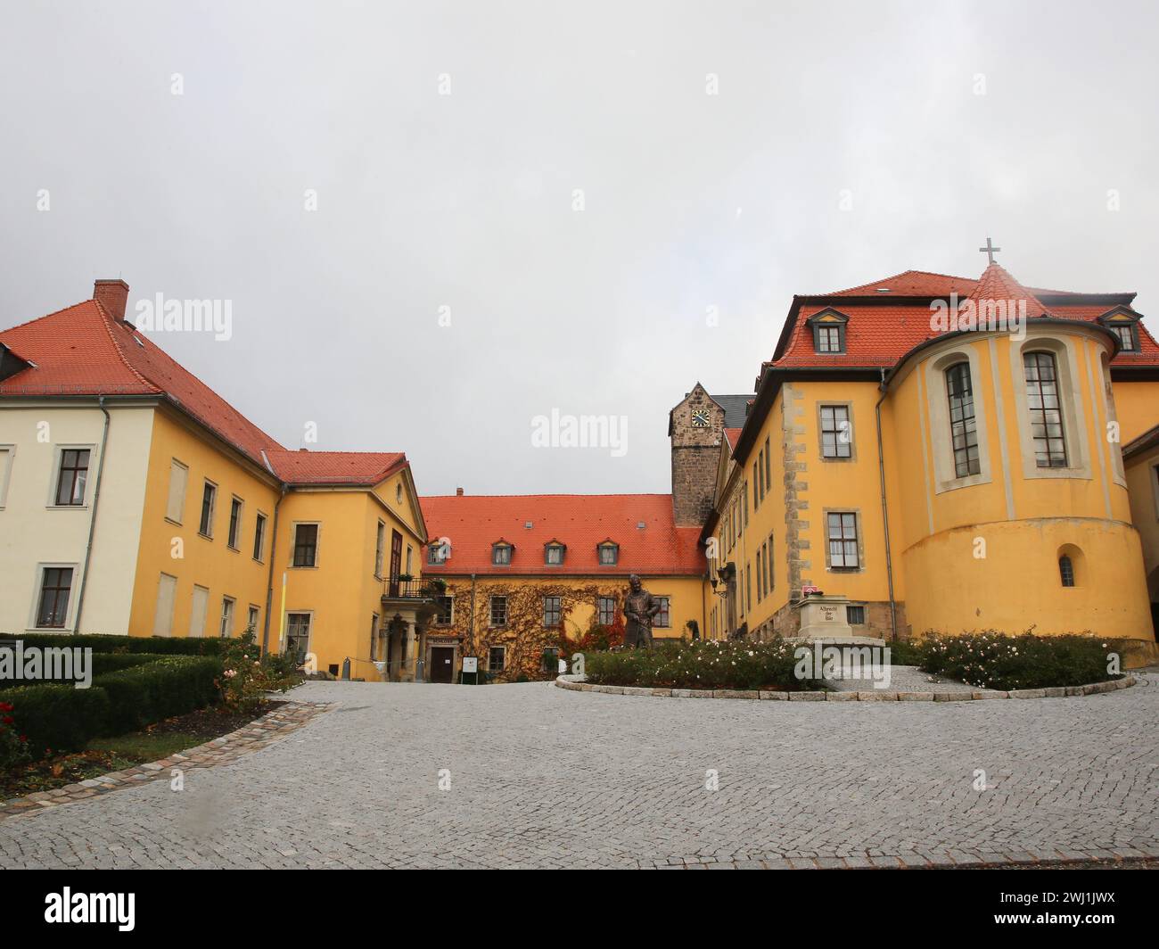 View of the inner courtyard of Ballenstedt Castle and the sculpture ...