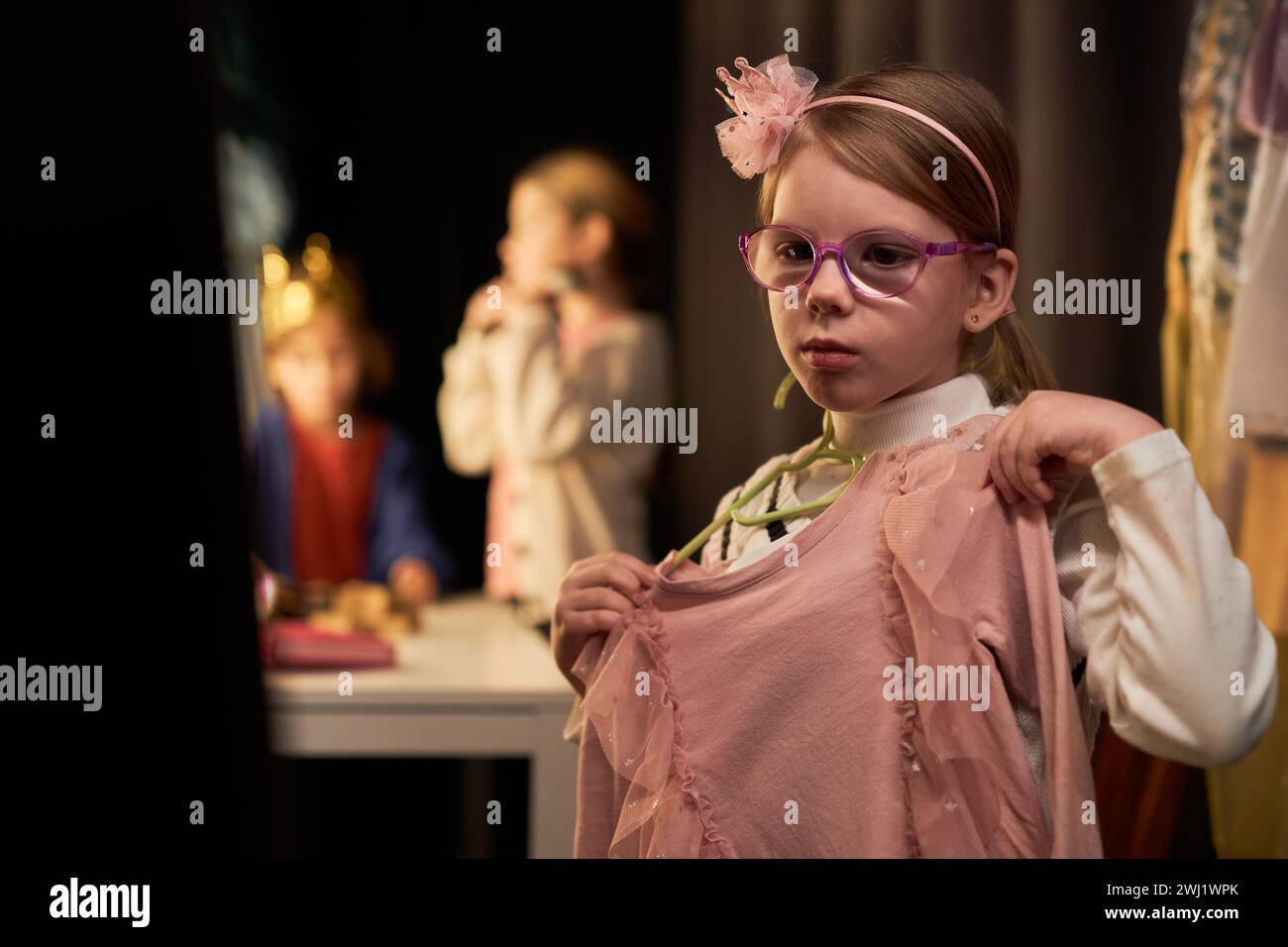 Actress dressing room and mirror hi-res stock photography and images ...