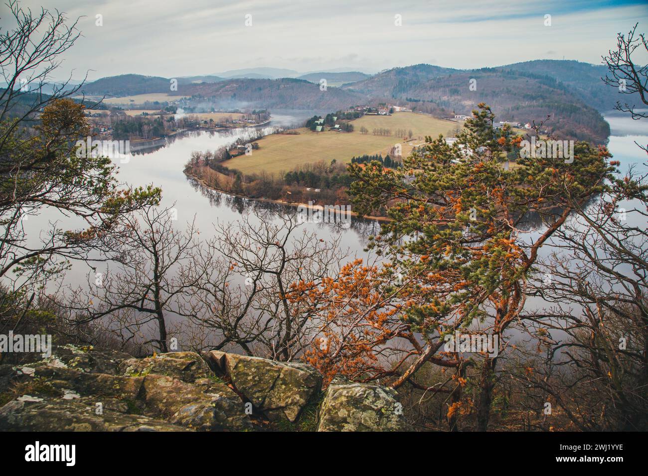 View over the Vltava - hiking in the nature reserve Drbákov – Albertovy ...