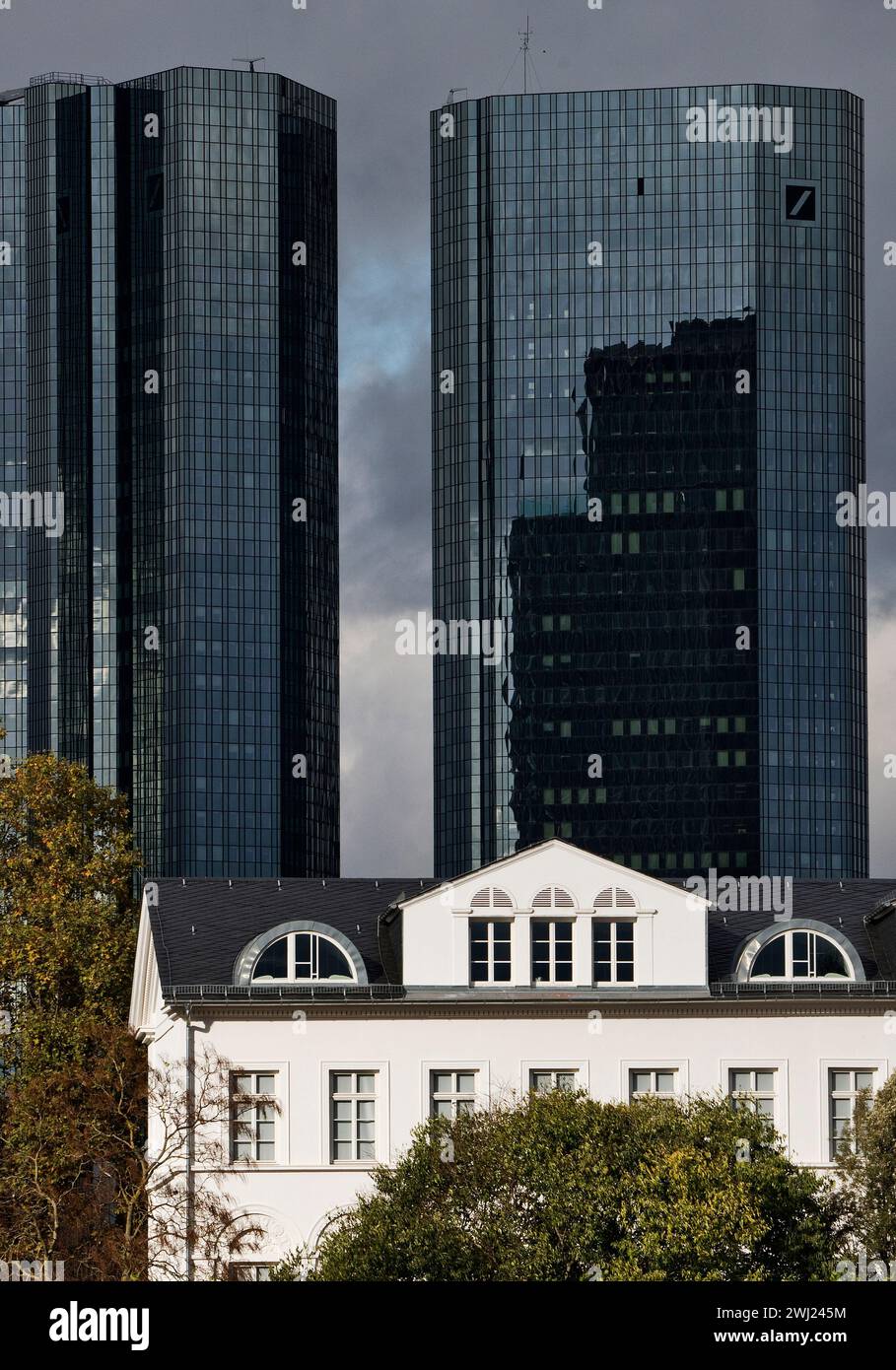 House with towers hi-res stock photography and images - Alamy