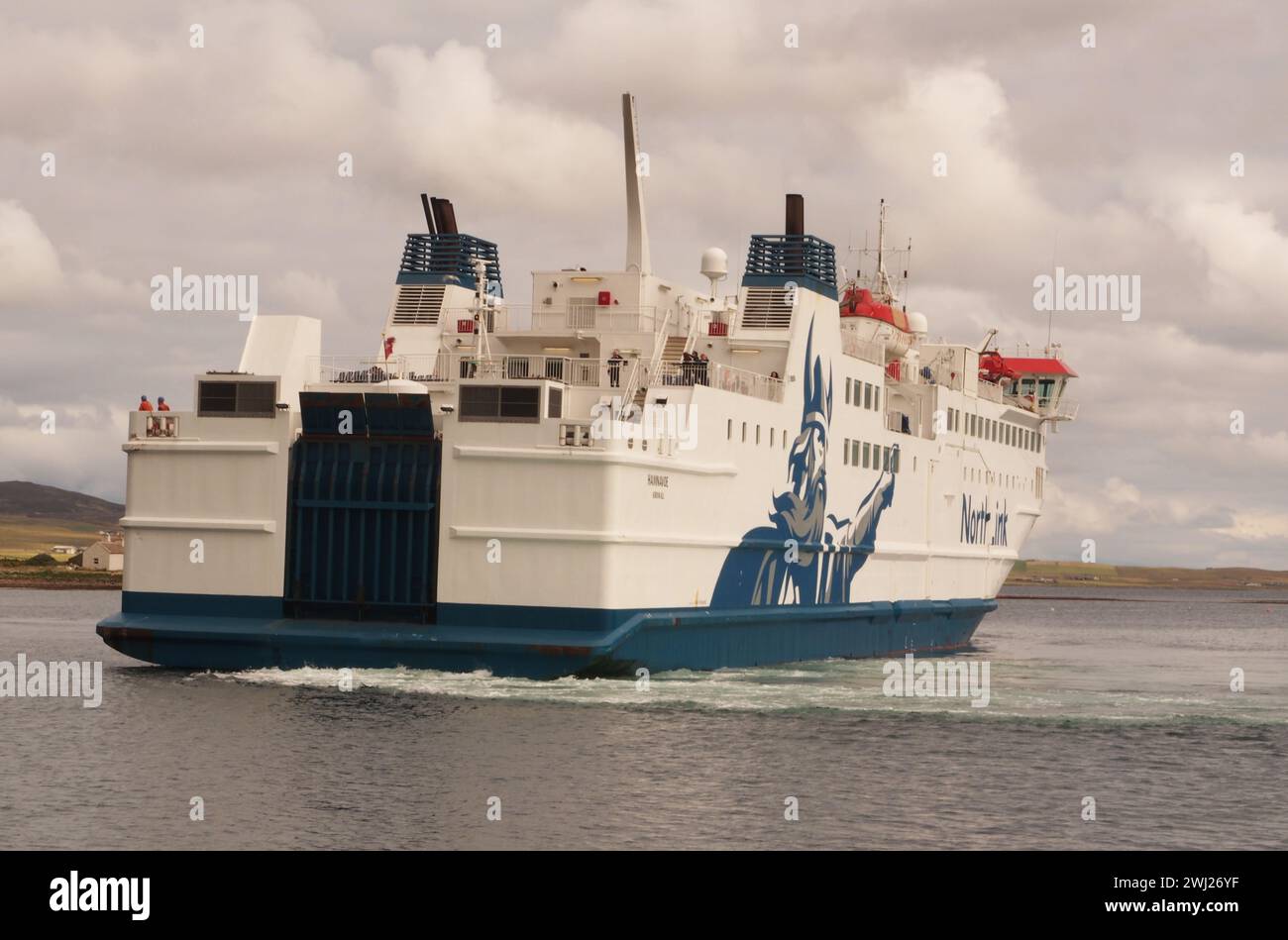 The NorthLink ferry, Hamnavoe, manouvering out of Stromness harbour on ...