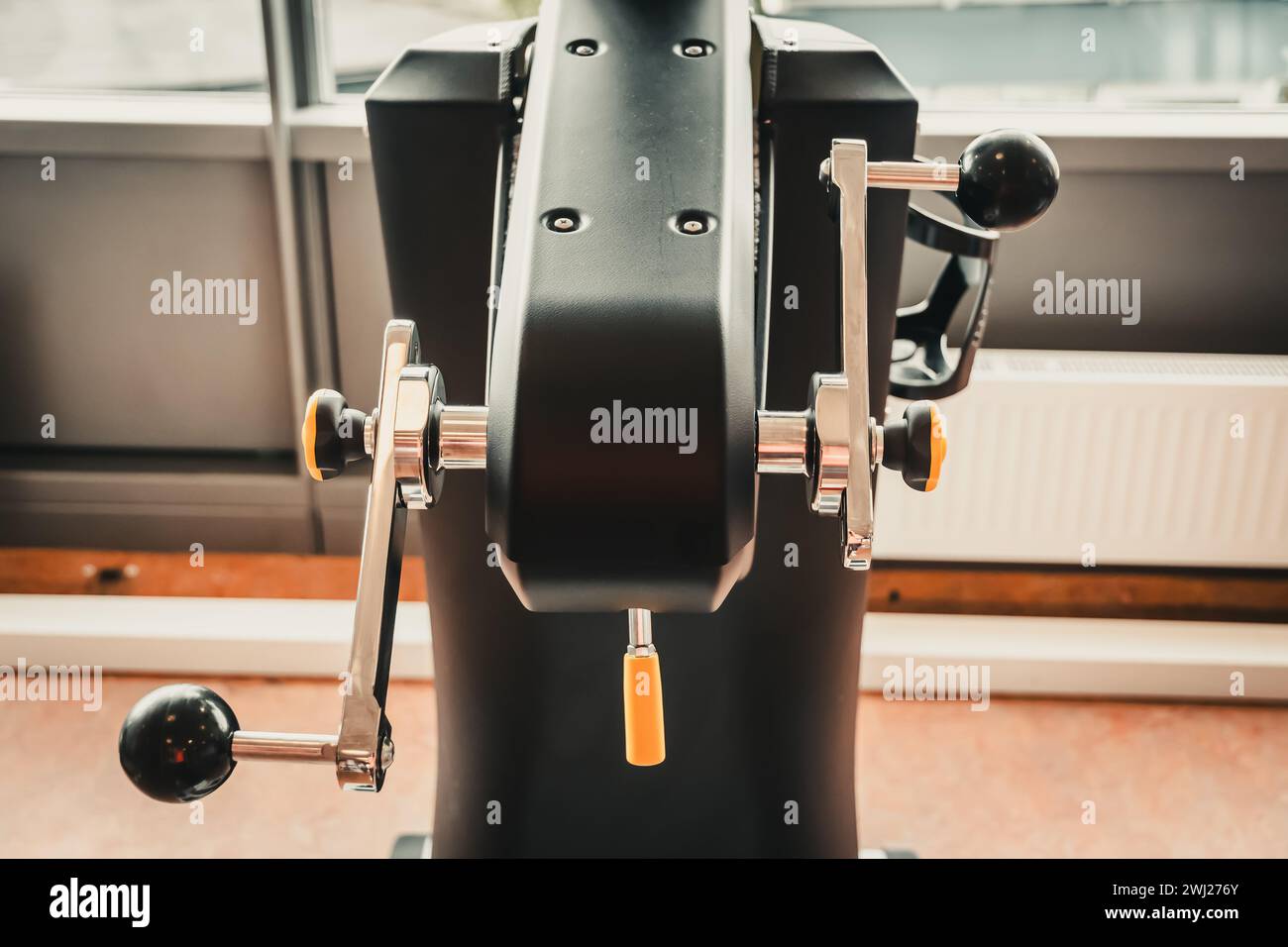 Upper body ergometer hi-res stock photography and images - Alamy