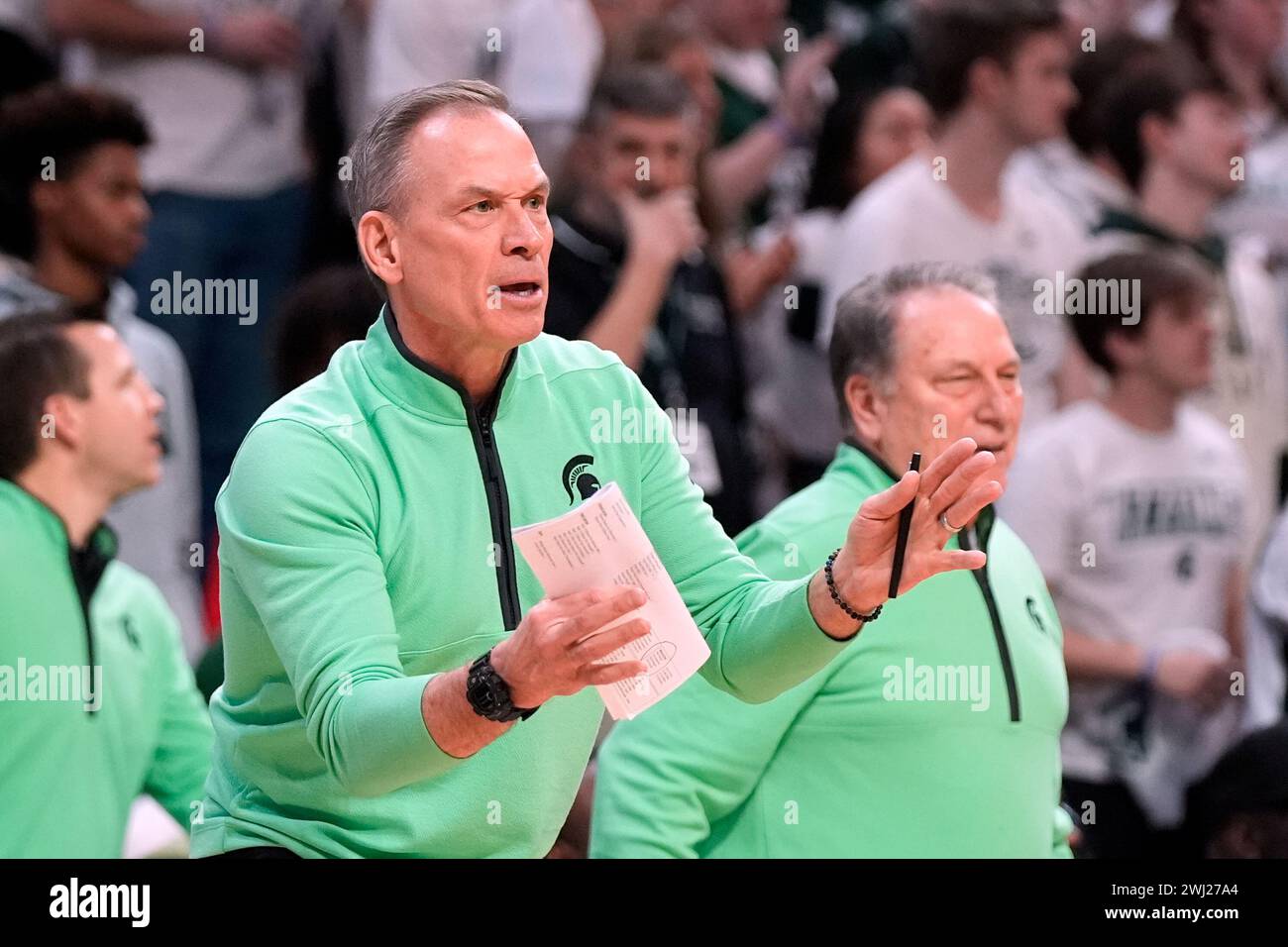 Michigan State Assistant Coach Doug Wojcik yells from the sideline ...