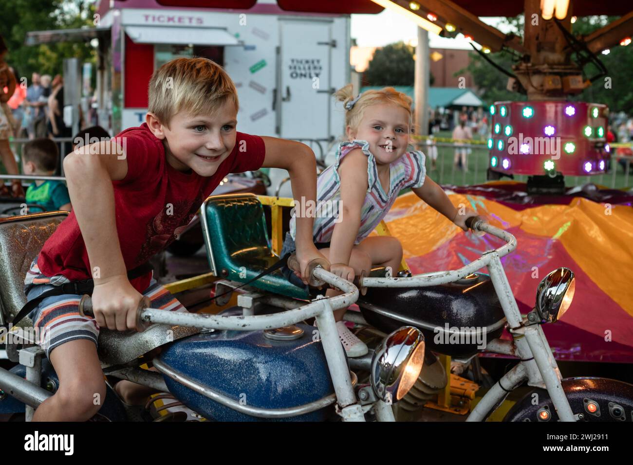 Ride for children hi-res stock photography and images - Alamy