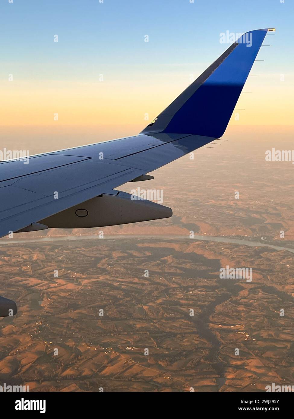 Airplane ground view hi-res stock photography and images - Alamy